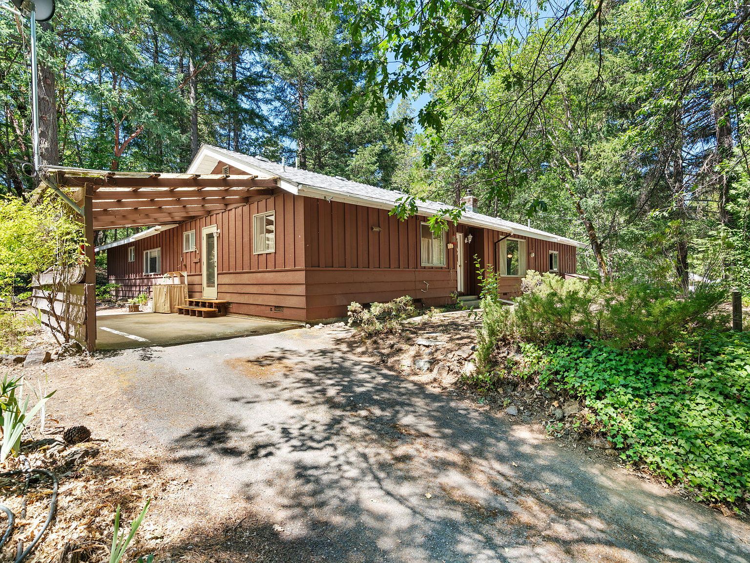 181 Burnt Ranch School Rd, Burnt Ranch, CA 95527 | Zillow