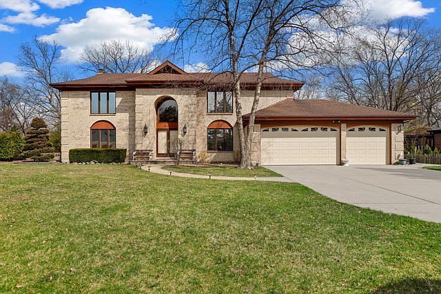 207 Linden Rd S, Prospect Heights, IL 60070 | MLS #11825802 | Zillow