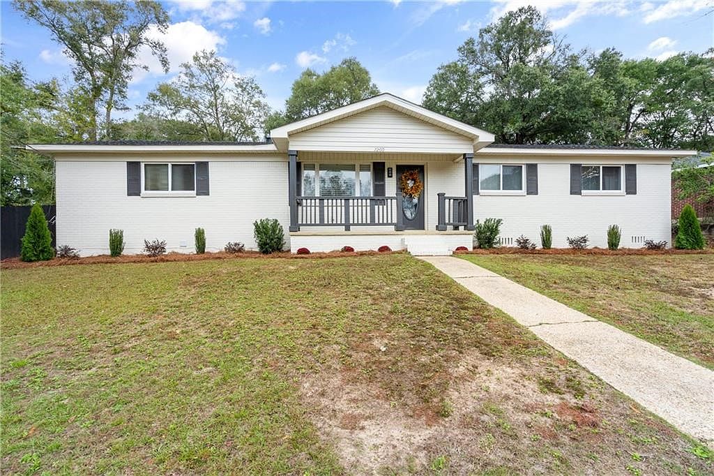 7260 Lakeview Dr E, Mobile, AL 36695 | Zillow