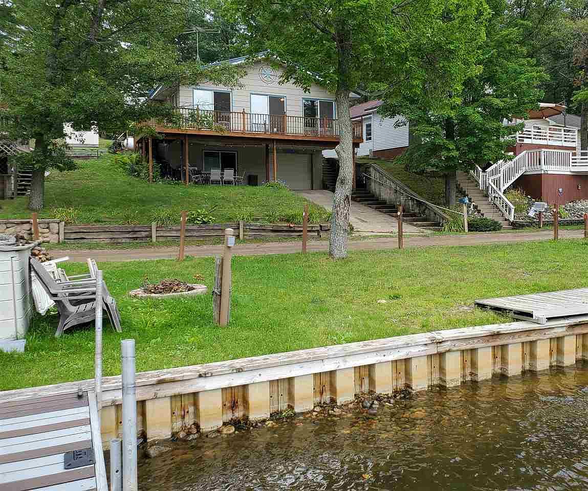 661 E Long Lake Dr, Harrison, MI 48625 | Zillow