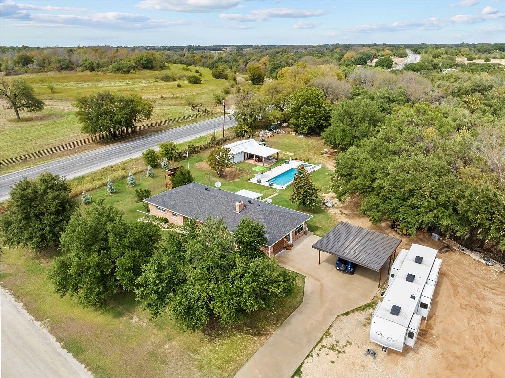 101 Pleasant Valley Ln, Weatherford, TX 76087 | MLS #20512442 | Zillow