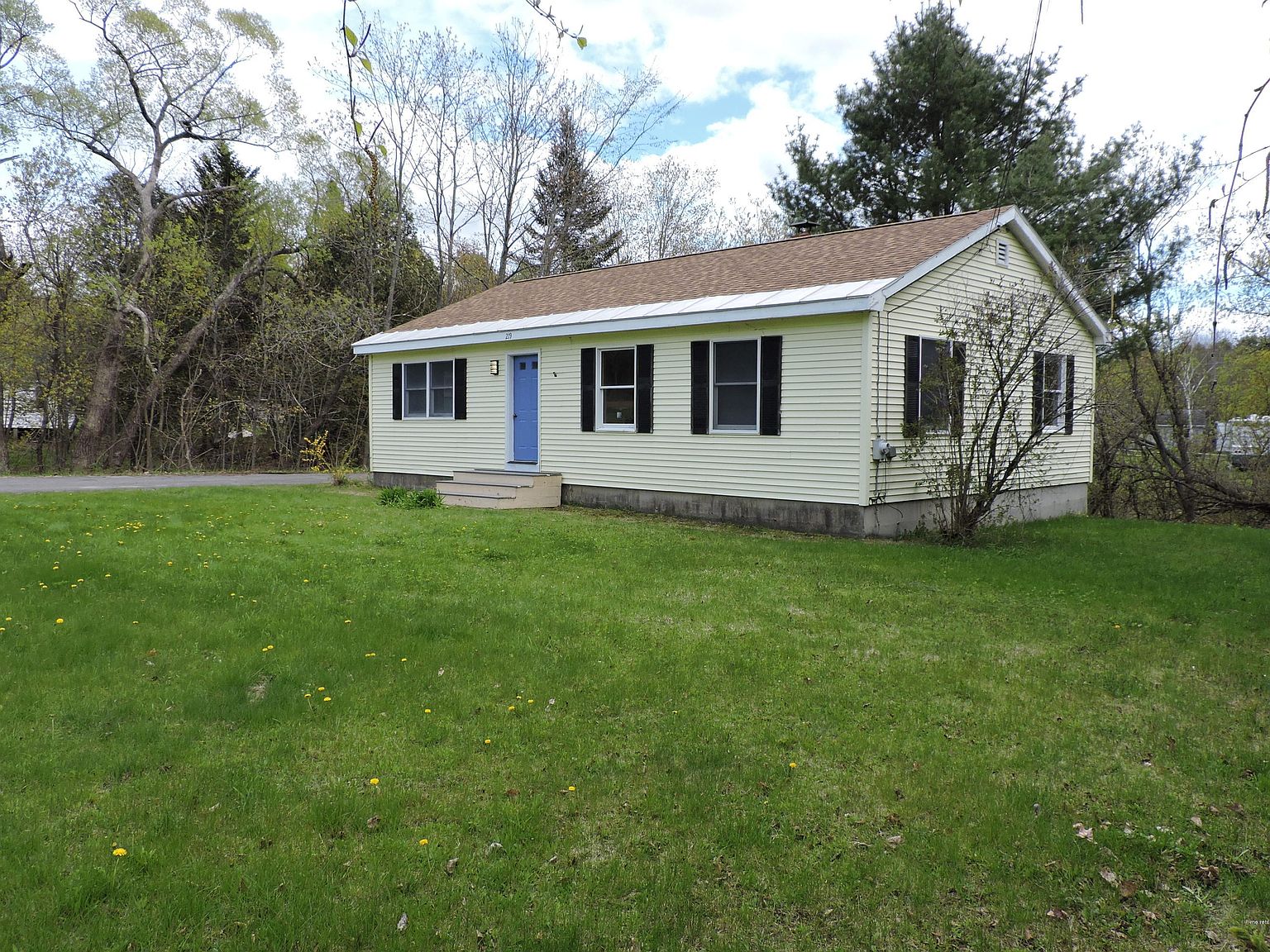 219 Windsor St, Randolph, ME 04346 | Zillow