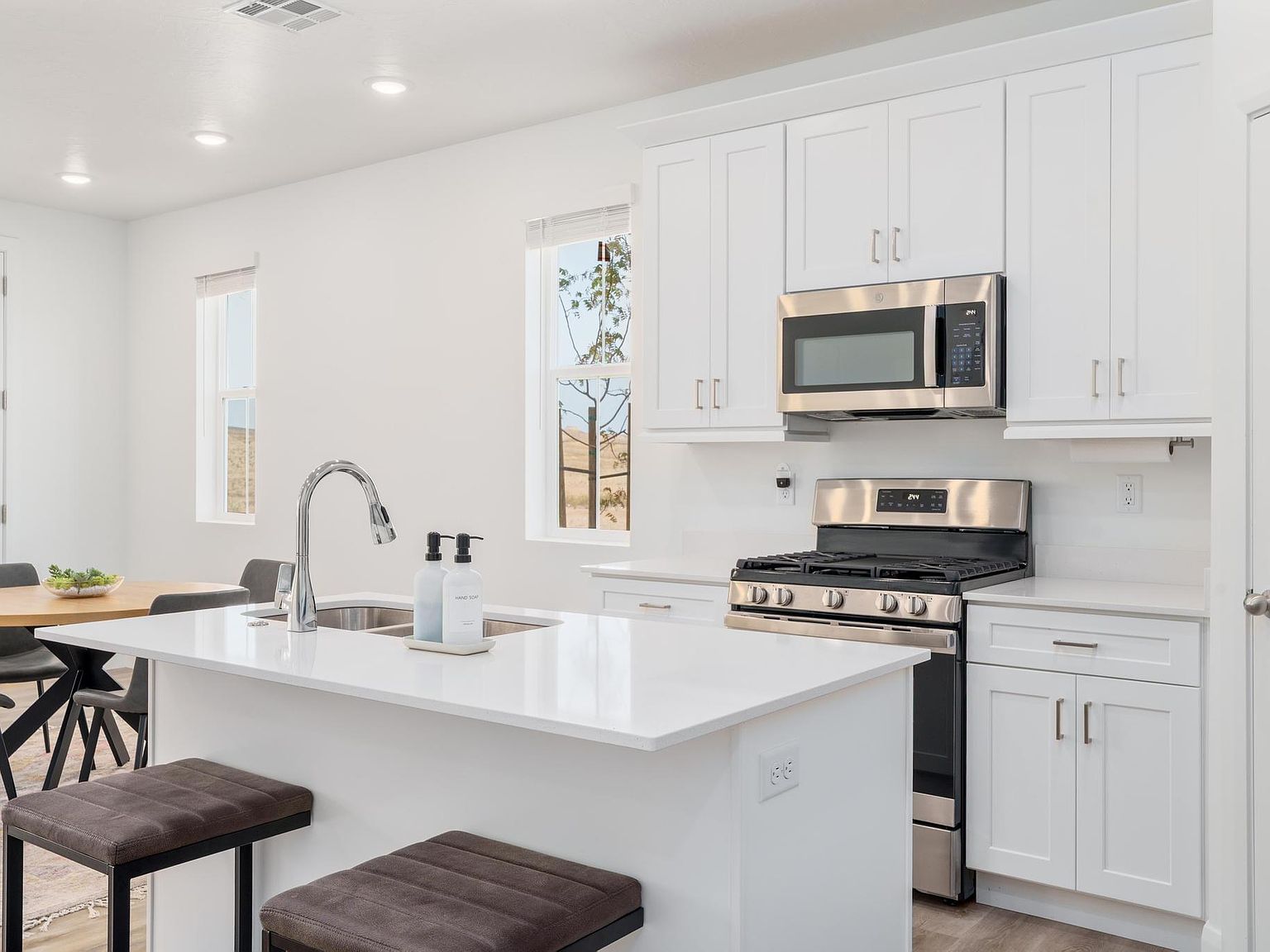 484 W Greenstone Place St, Saint George, UT 84790 | Zillow