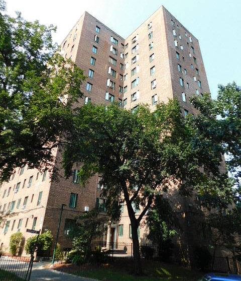 The Parkchester South Condominiums - 1507 Metropolitan Ave Bronx NY ...