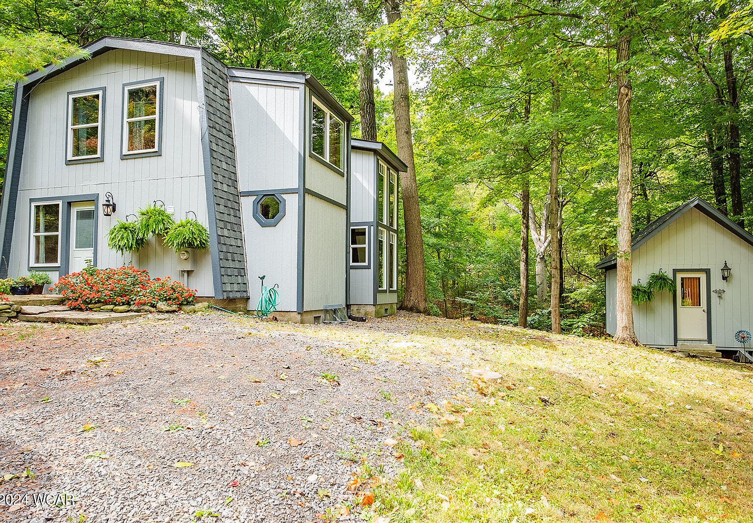 1014 Alpine Valley Rd, Zanesfield, OH 43360 | Zillow