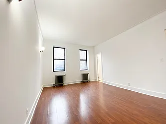 29 East Mosholu Parkway North #2C in Norwood, Bronx | StreetEasy