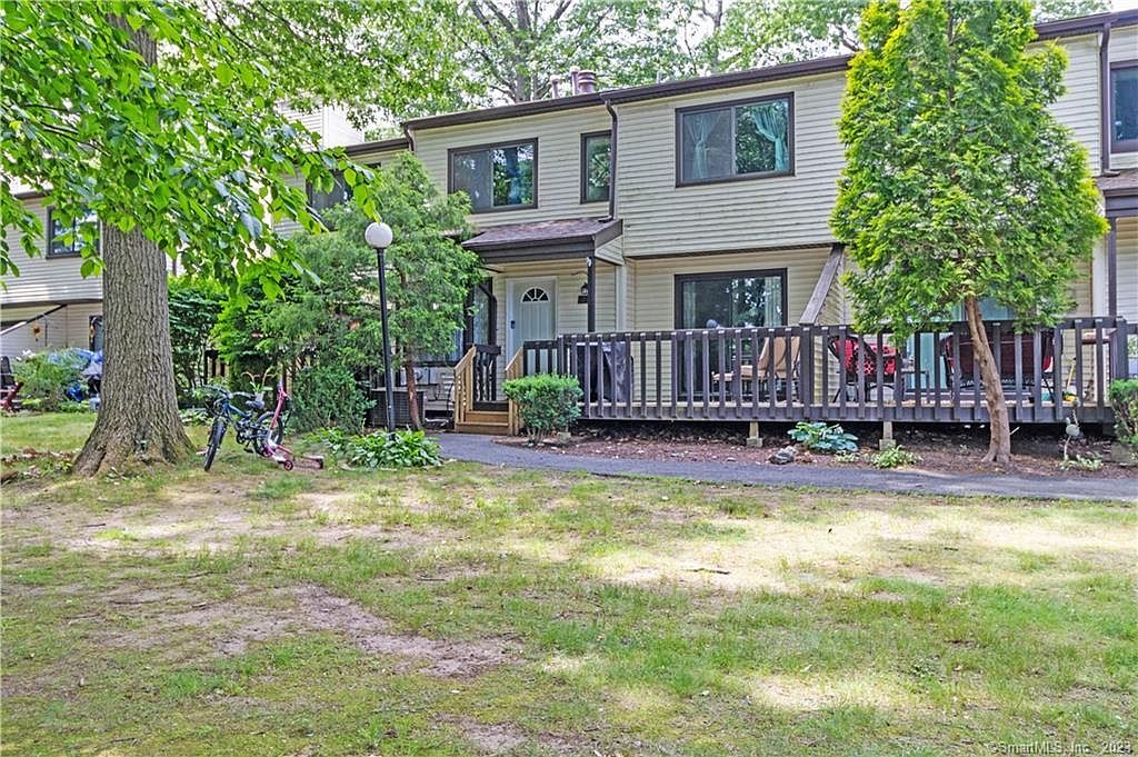 74 Cottonwood Rd #74, Newington, CT 06111 | Zillow
