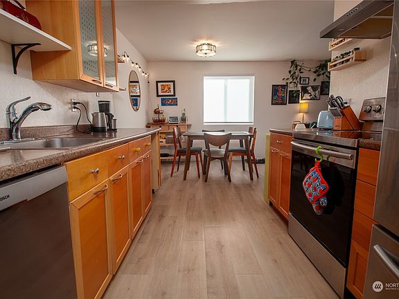 11556 Greenwood Avenue N UNIT 106, Seattle, WA 98133 | MLS #2173917 ...