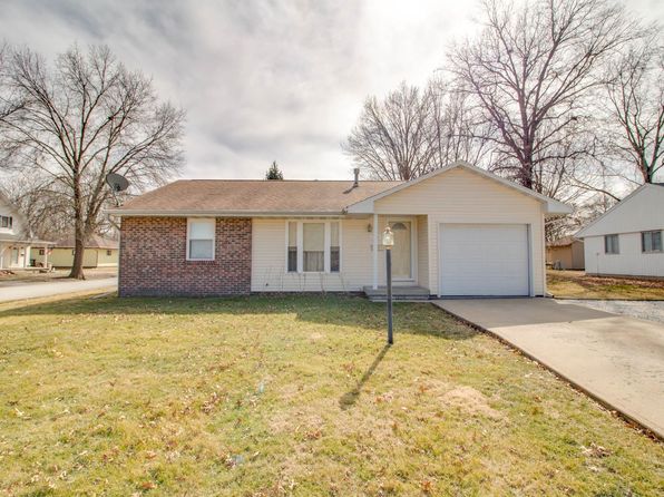 Girard Real Estate - Girard IL Homes For Sale | Zillow