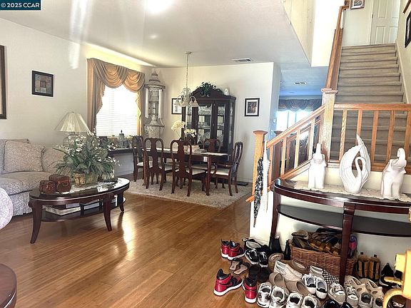 584 Silver Maple Dr, Hercules, CA 94547 | Zillow