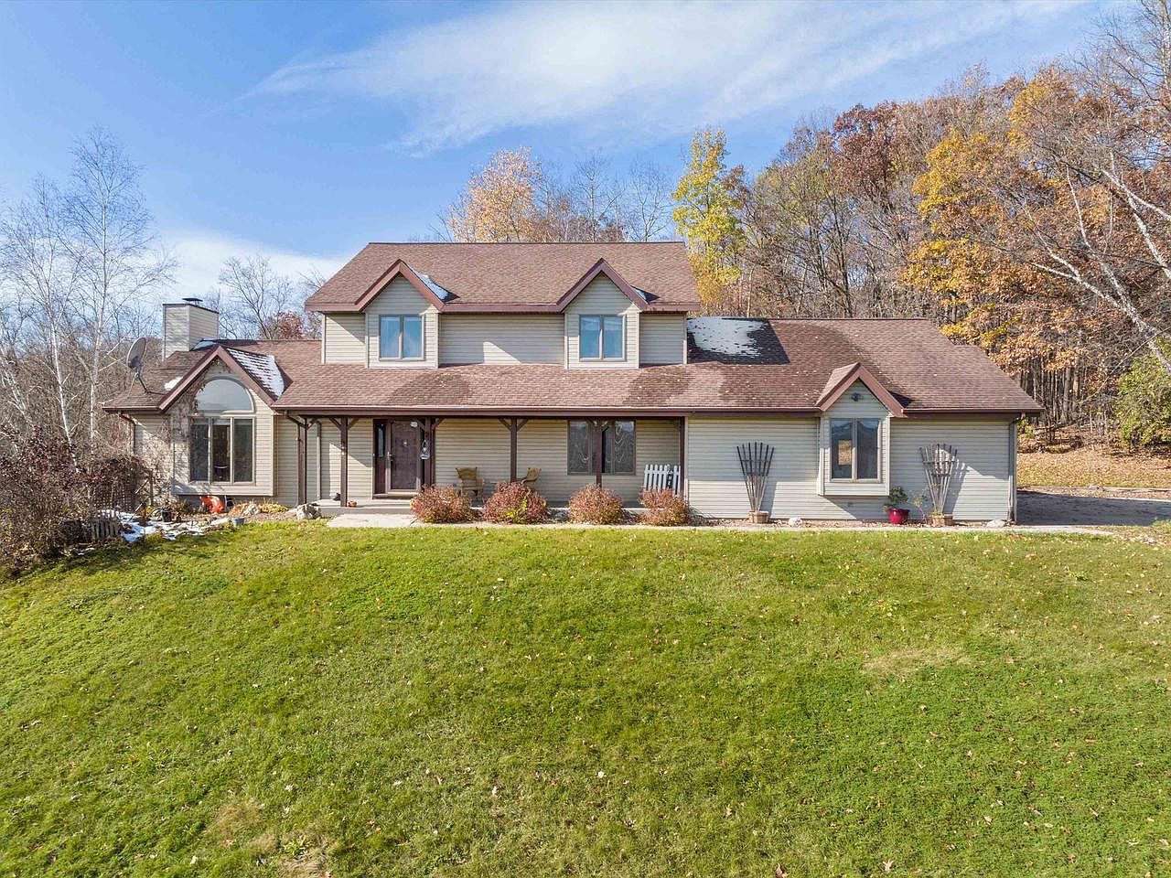 N9642 Rhine Road, Elkhart Lake, WI 53020 | MLS #1967000 | Zillow