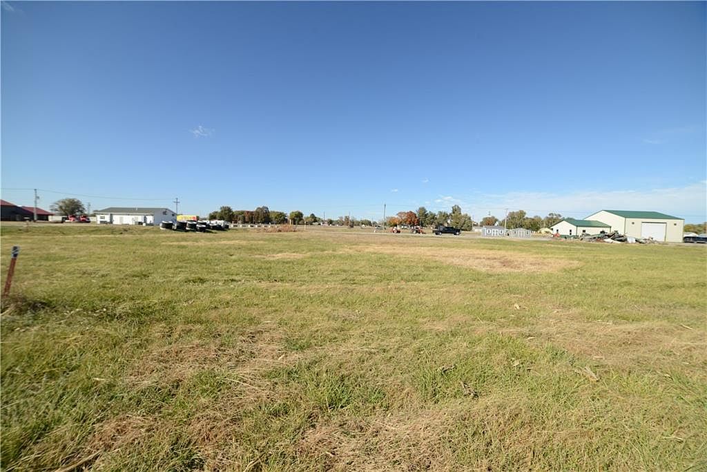 2-606 Roseport Rd, Wathena, KS 66090 | Zillow