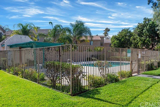 151 S Wilmington Ave APT J, Compton, CA 90220 | Zillow