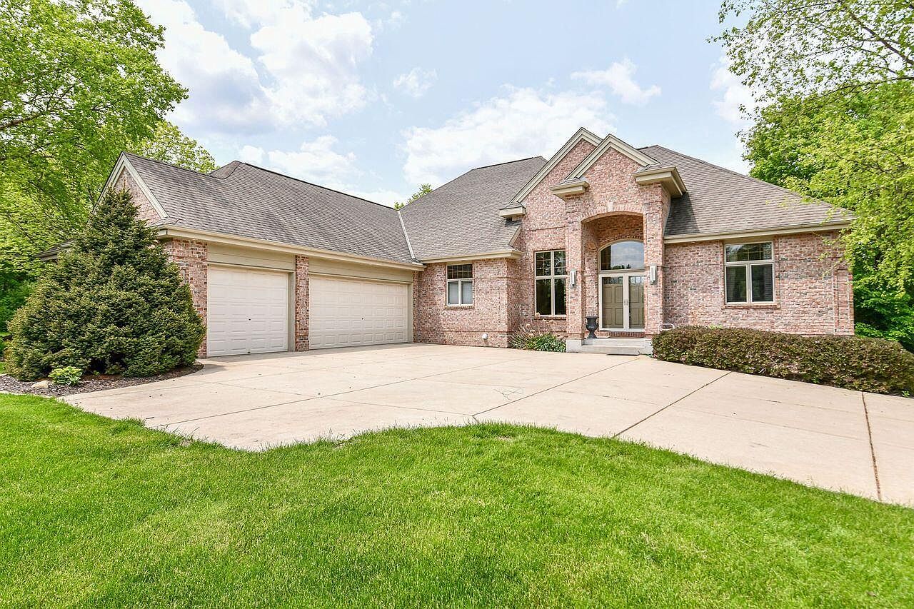 561 Stonegate PASS, Colgate, WI 53017 | Zillow