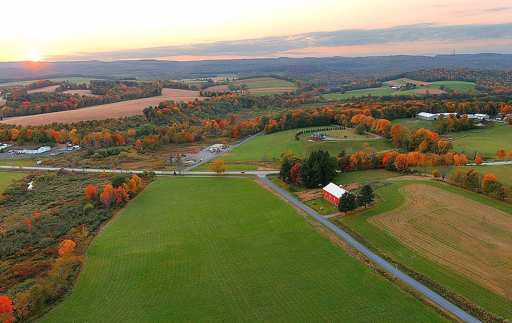 842 Airesman Rd, Boswell, PA 15531 | Zillow