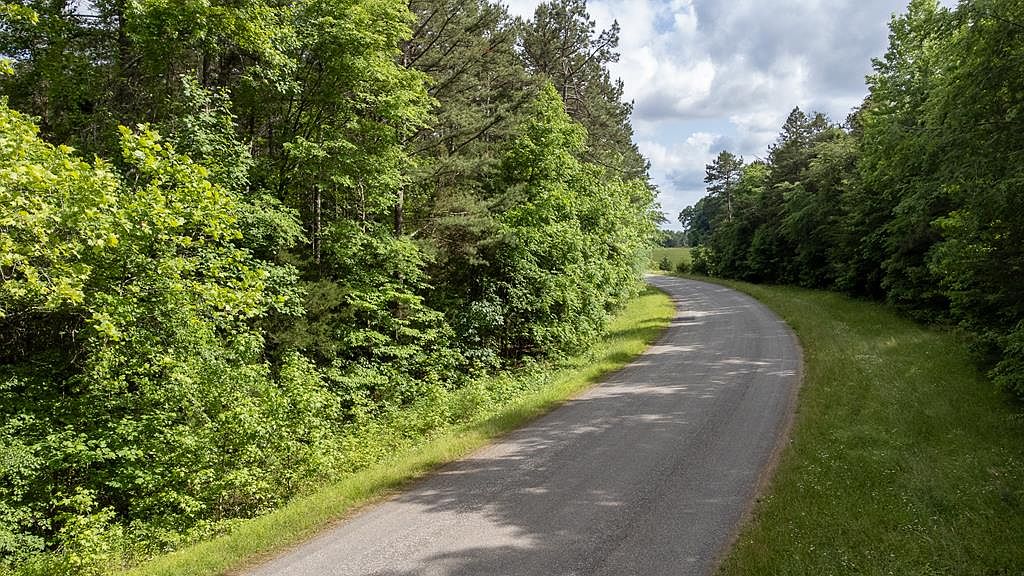 482AC Hunters Ln, Chase City, VA 23924 | Zillow