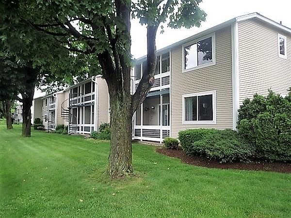 49 Saint Kolbe Dr APT A, Holyoke, MA 01040 | Zillow