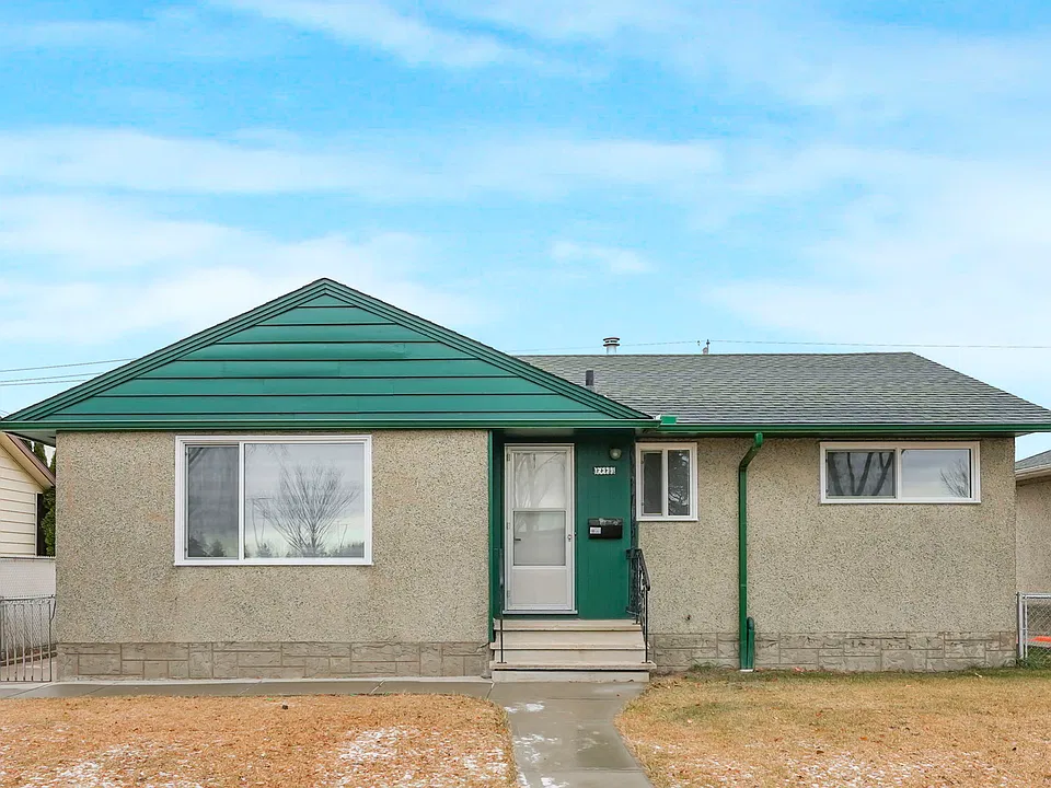 12339 137th Ave NW Edmonton AB | Zillow