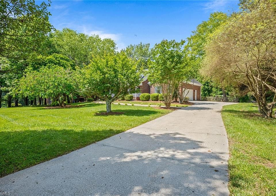 6115 Trotter Ridge Rd, Summerfield, NC 27358 | Zillow