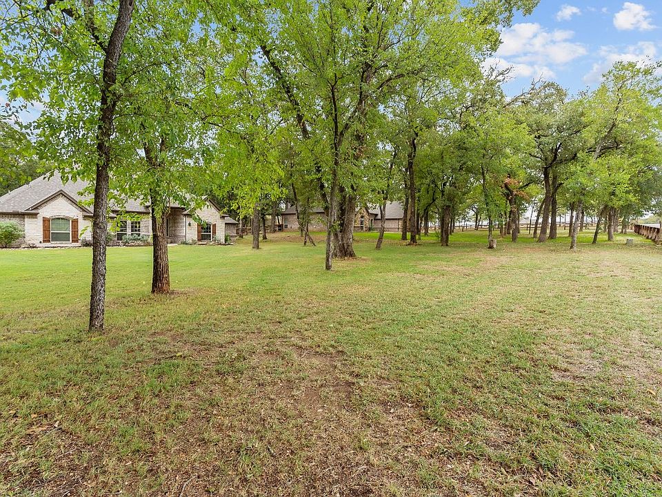 8430 Old Springtown Rd, Springtown, TX 76082 | Zillow