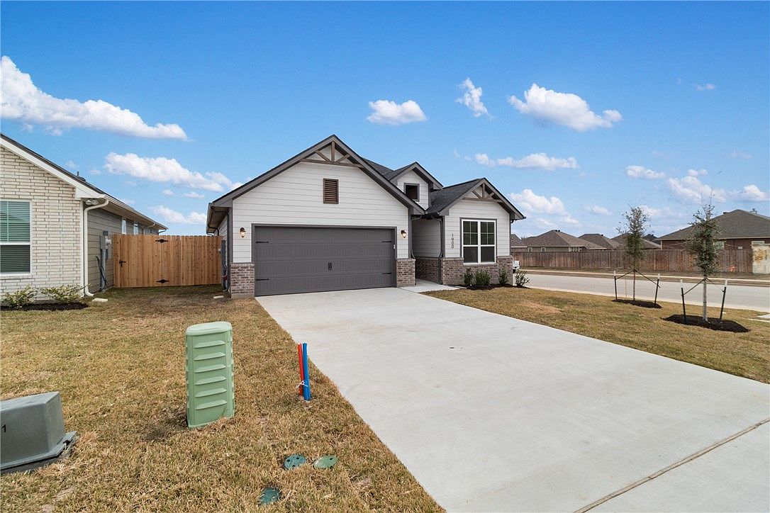 1900 Stubbs Dr, Bryan, TX 77807 | Zillow