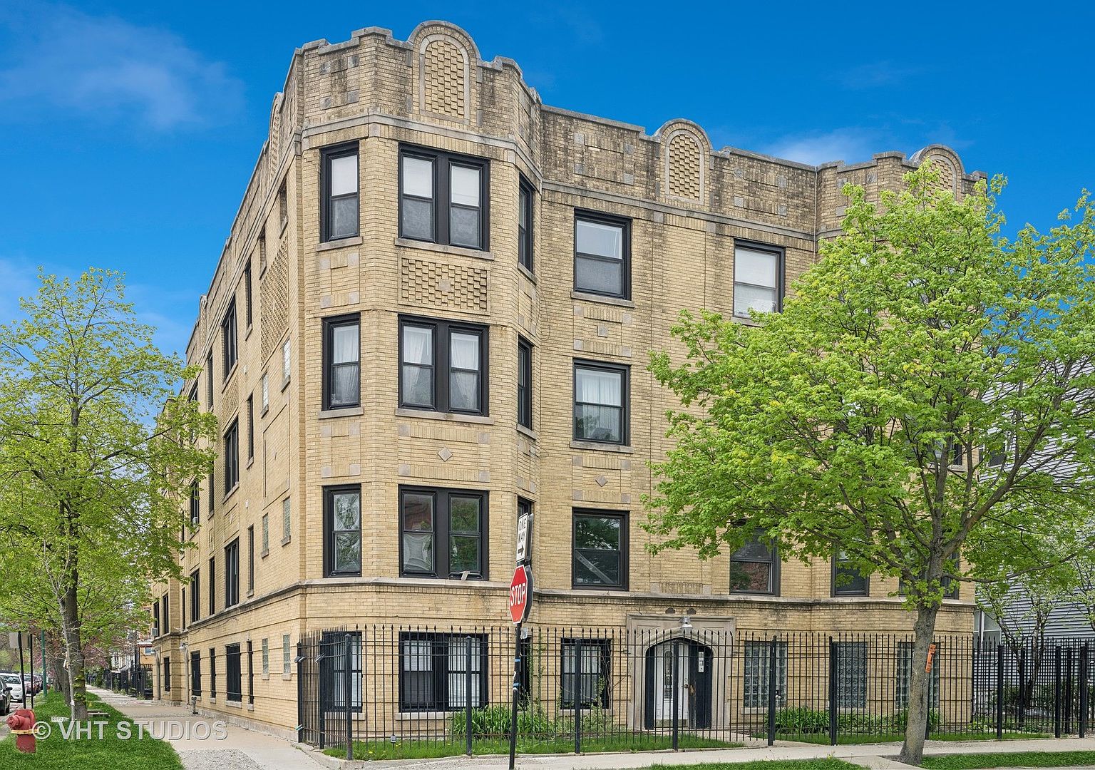 2102 N Central Park Ave #3, Chicago, IL 60647 | Zillow
