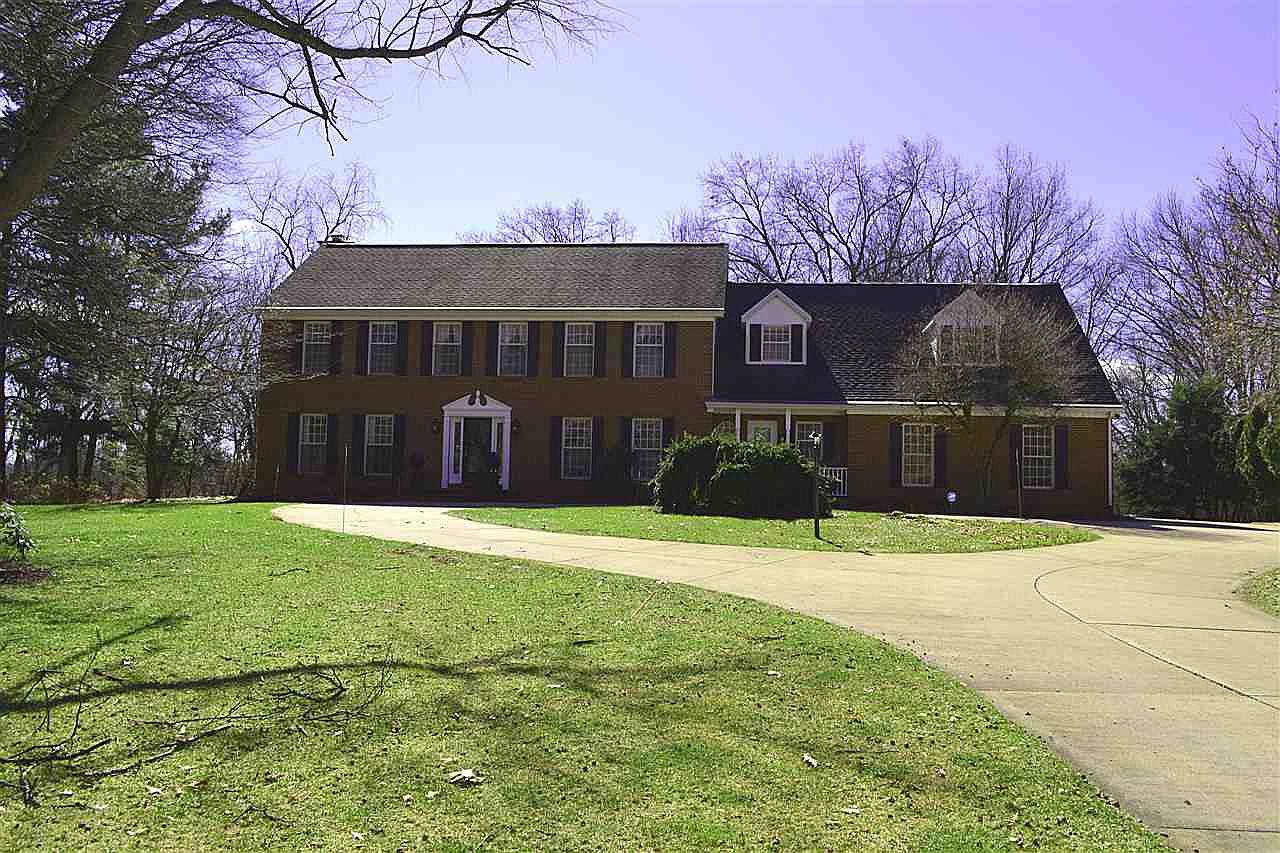 53850 Crystal Creek Ln, Elkhart, IN 46514 | Zillow