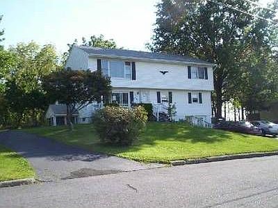 109 Coach Ln, Newburgh, NY 12550 | Zillow
