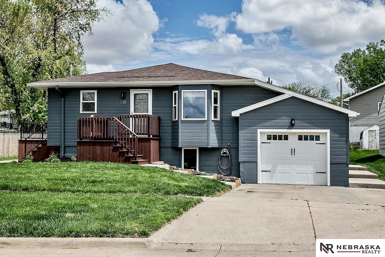 235 N 2nd St, Springfield, NE 68059 | Zillow