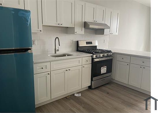 223 Rosa Parks Blvd, Paterson, NJ 07501 | Zillow