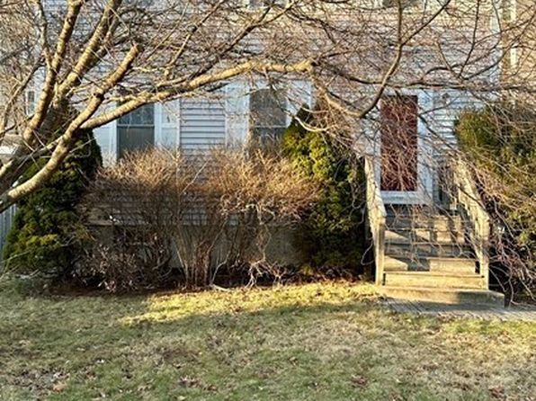 Whitman MA Real Estate - Whitman MA Homes For Sale | Zillow