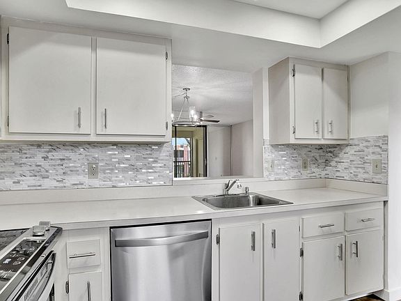 7310 NW 18th St APT 203, Margate, FL 33063 | MLS #RX-10990218 | Zillow