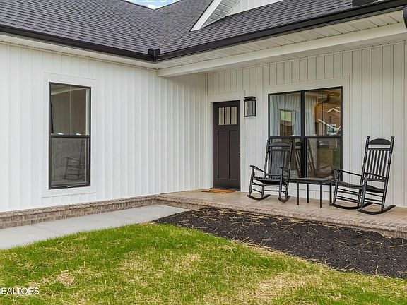 200 Jason Hovater Way, Clinton, TN 37716 | Zillow