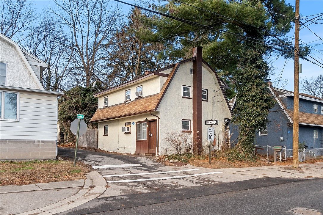 8 Pomander Walk, East Rochester, NY 14445 | Zillow