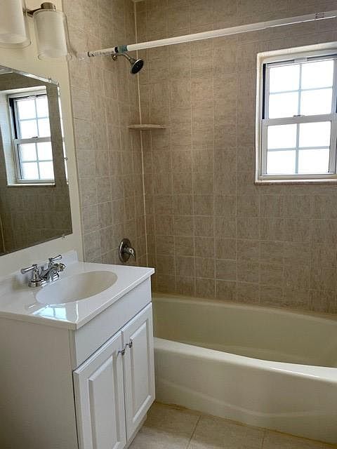 83 Christopher St APT C, Lodi, NJ 07644 | Zillow