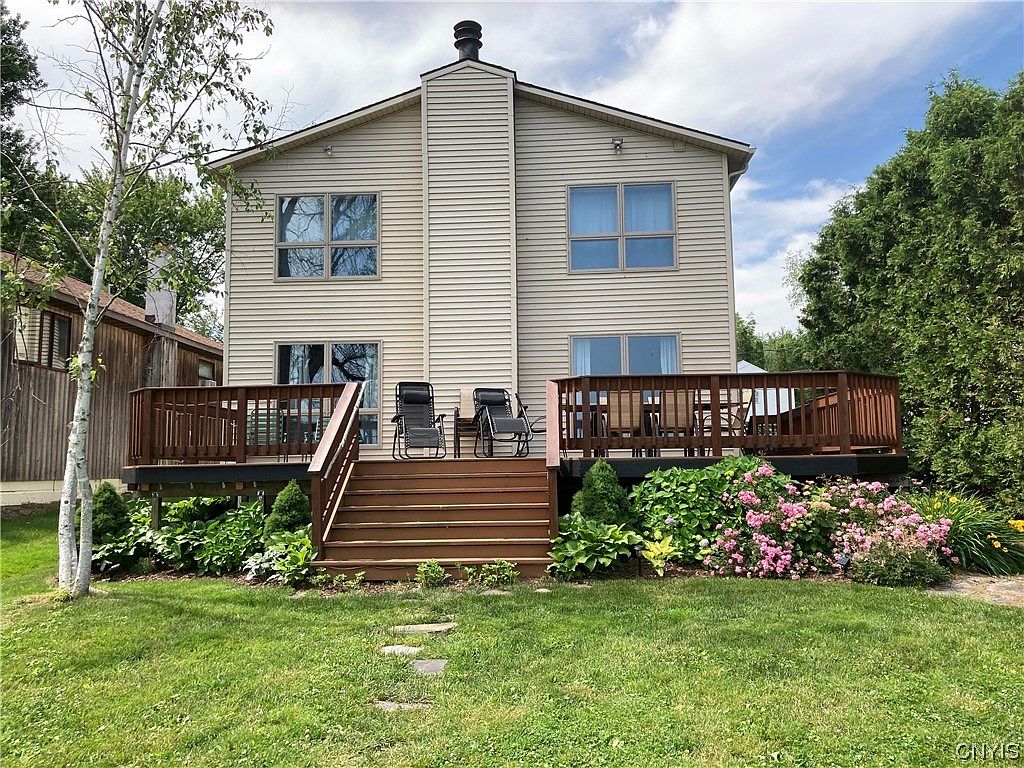 1073 Lucas Rd, Bridgeport, NY 13030 | Zillow