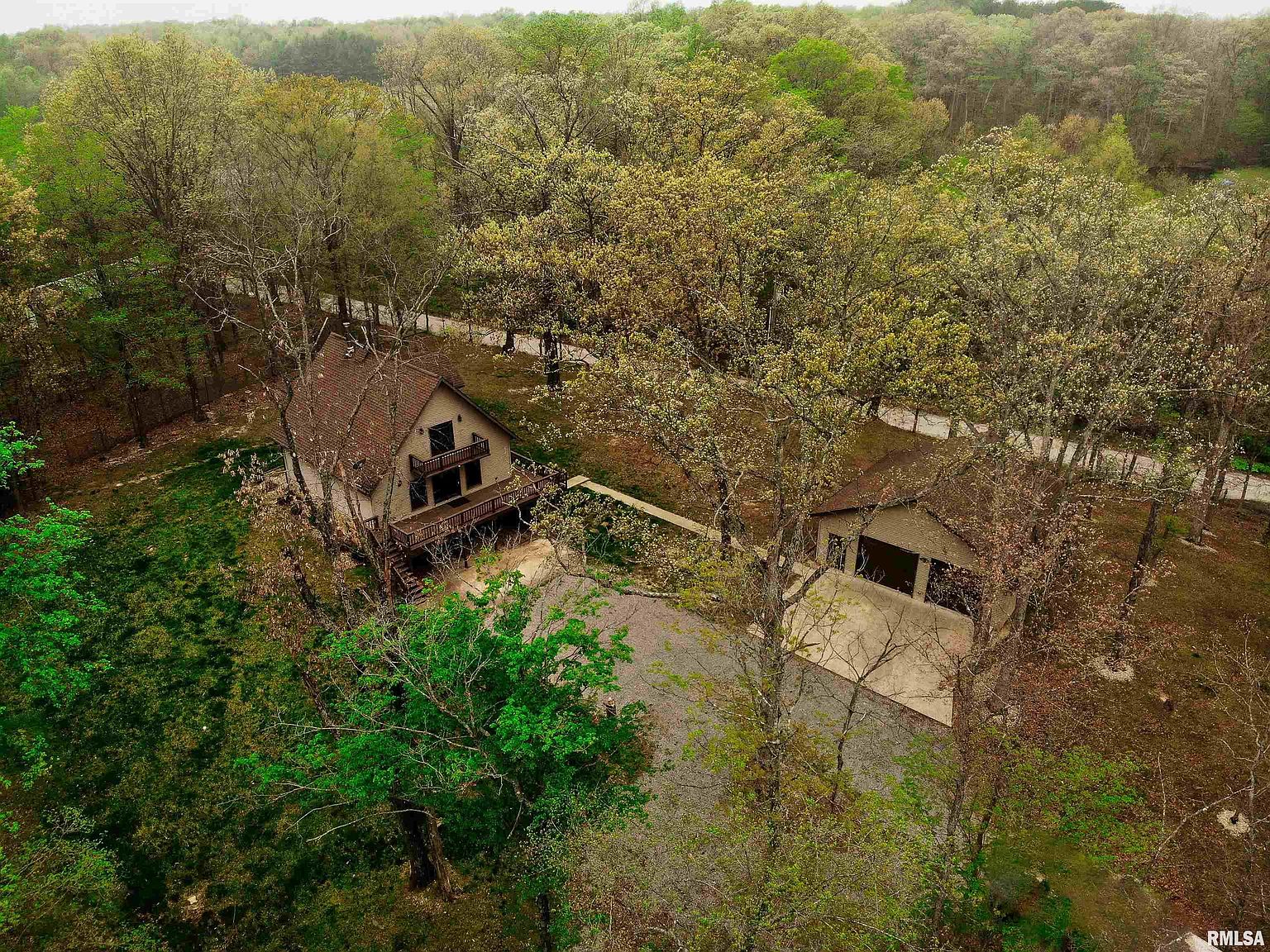 21788 N Mayflower Ln, Texico, IL 62889 | Zillow