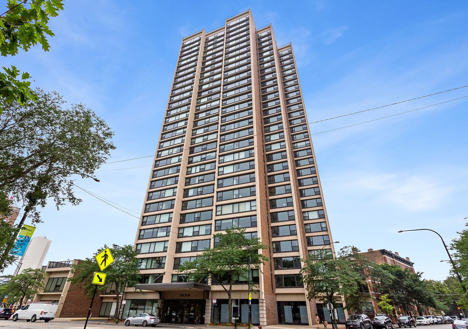 1850 N Clark St APT 707, Chicago, IL 60614 | Zillow