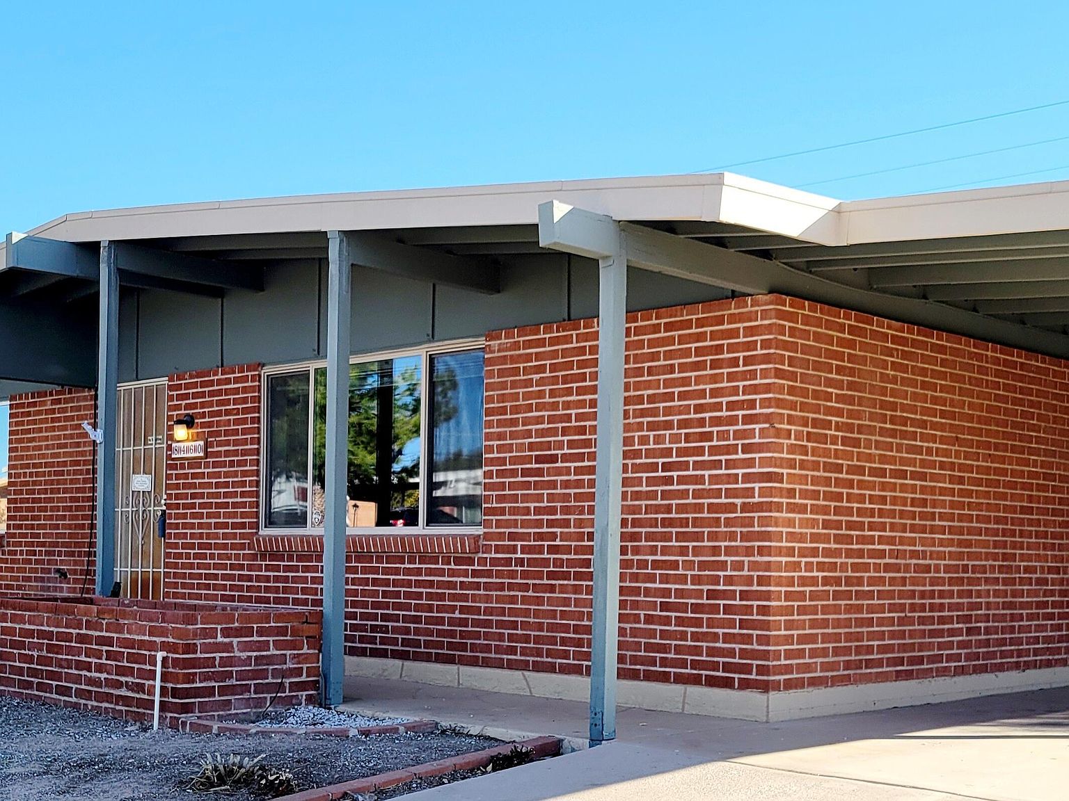 8460 E Shiloh St, Tucson, AZ 85710 | Zillow