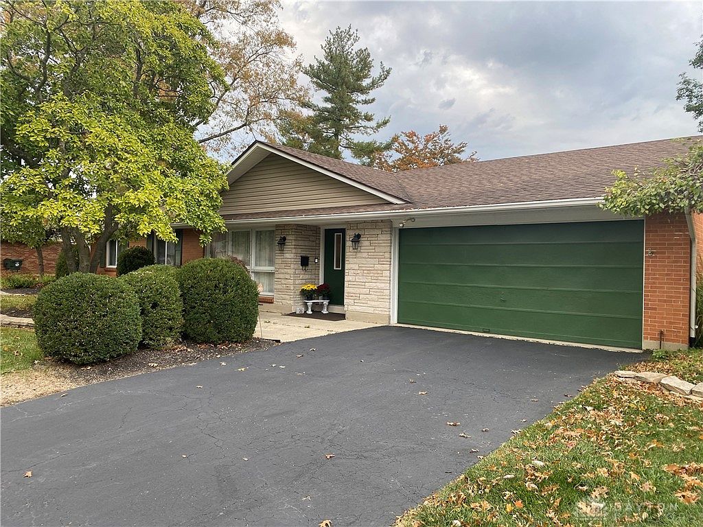 2337 Acme Ct, Dayton, OH 45440 | Zillow