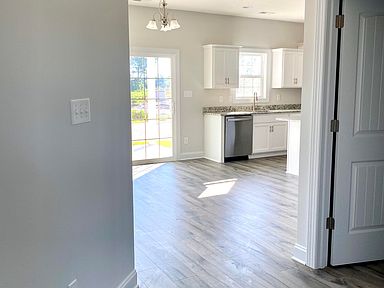 301 Black Hawk Drive, Jacksonville, NC 28546 | Zillow