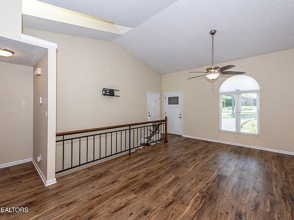 1224 Karina Cir, Maryville, TN 37804 | Zillow