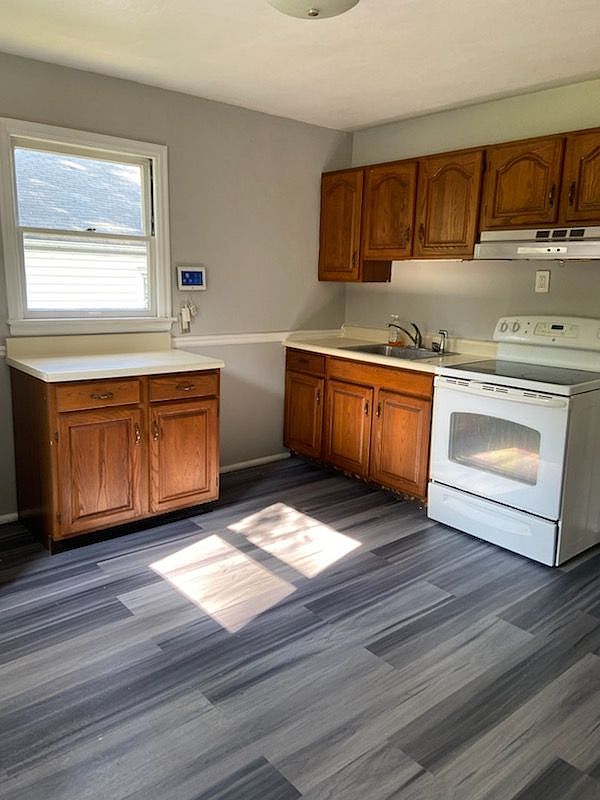 8943 Scottdale Ave, Saint Louis, MO 63136 | Zillow