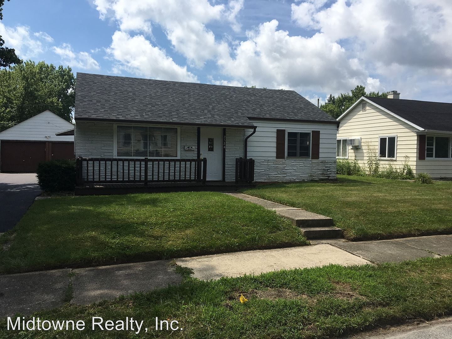 2526 Clara Ave, Fort Wayne, IN 46805 | Zillow