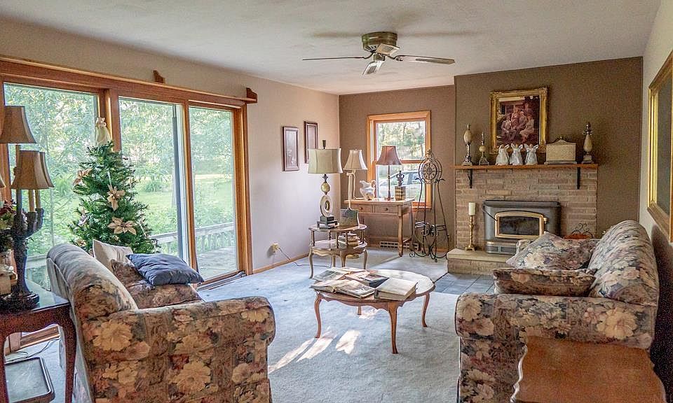 1306 N Union Rd, Cedar Falls, IA 50613 | Zillow