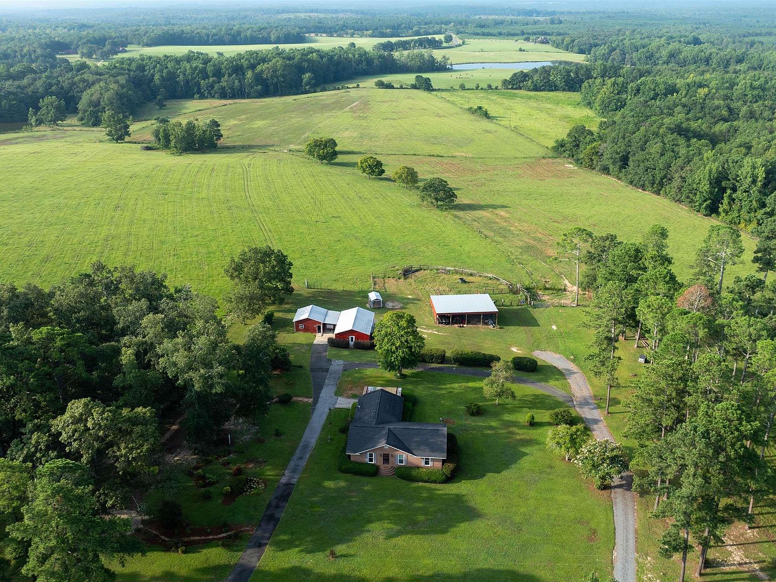 1077 W Wire Rd, Junction City, GA 31812 | Zillow