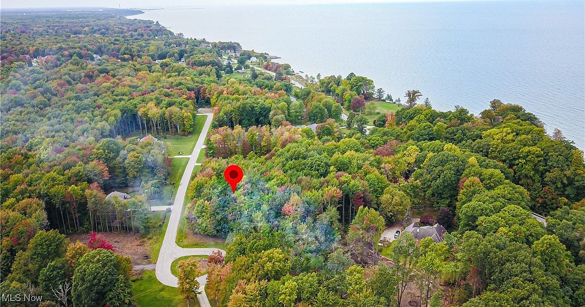 Red Oak Cir, Conneaut, OH 44030 | Zillow