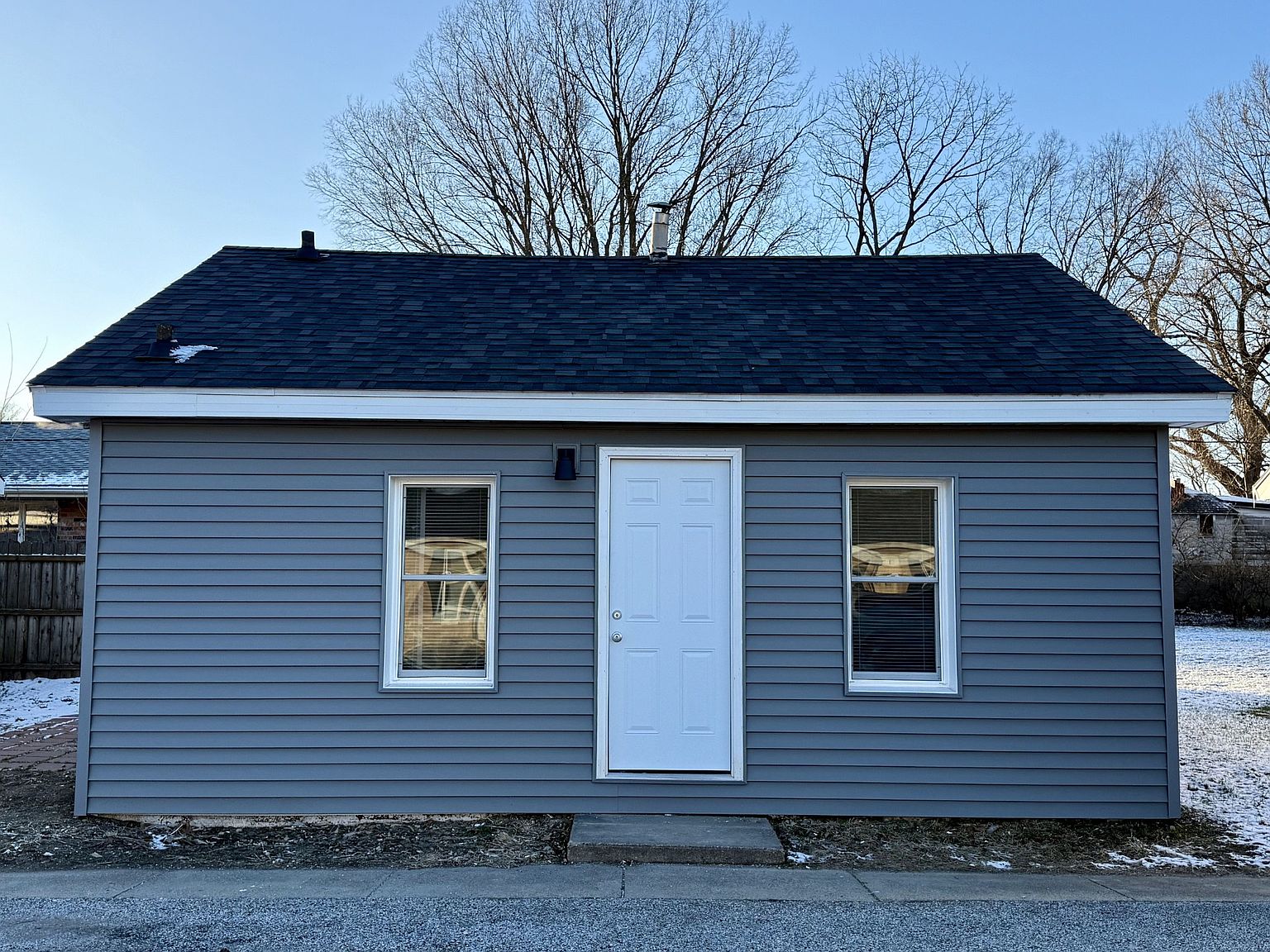 301 Meadow Ave APT 4, East Peoria, IL 61611 | Zillow