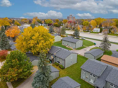 Green Arbor Commons - 1820 37th St NW Rochester MN | Zillow