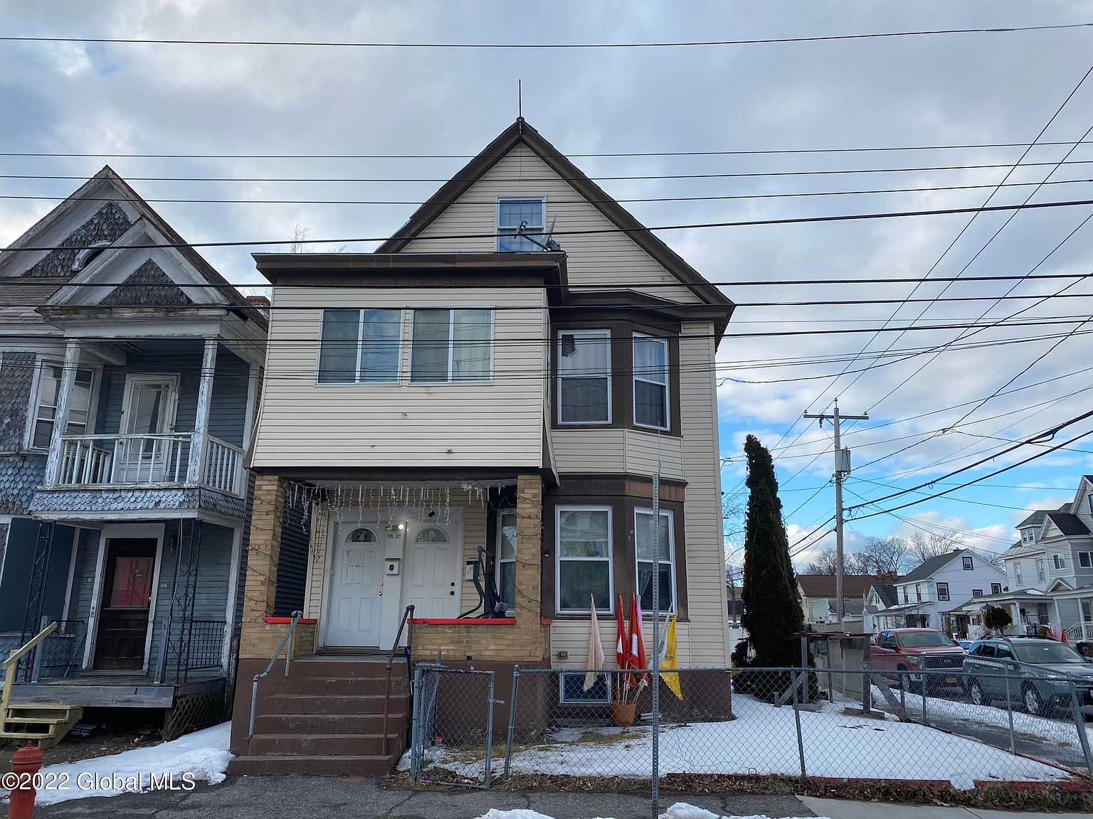 95 Division Street, Schenectady, NY 12304 | Zillow